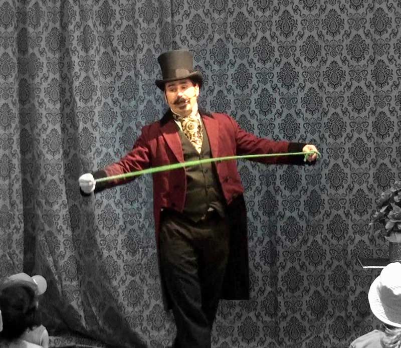 Customer Photos - [Editor's Pick] The Amazing Corbin