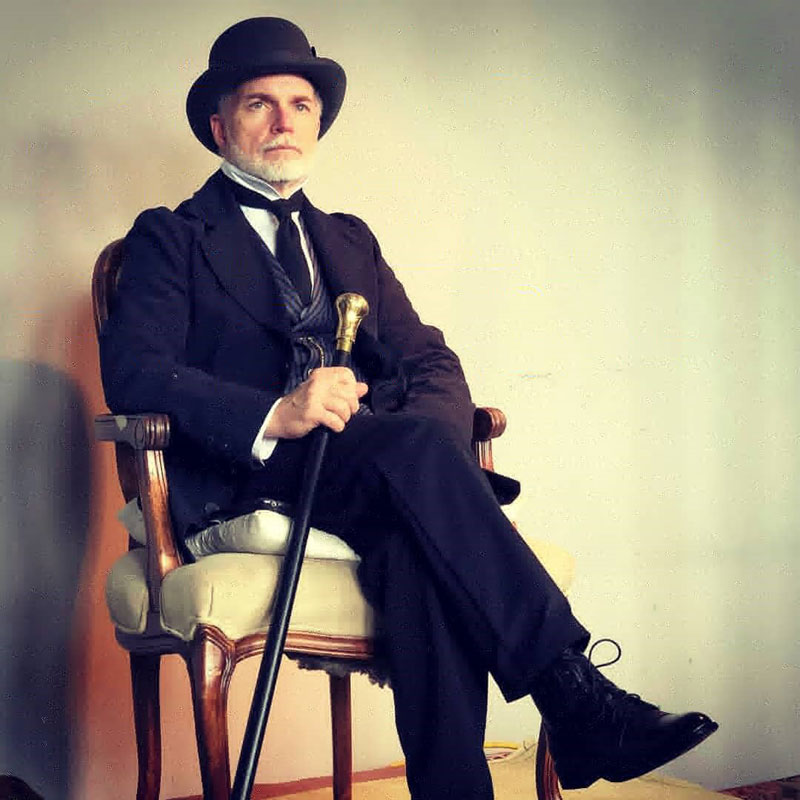 Customer Photos - [Editor's Pick] Artist At Work