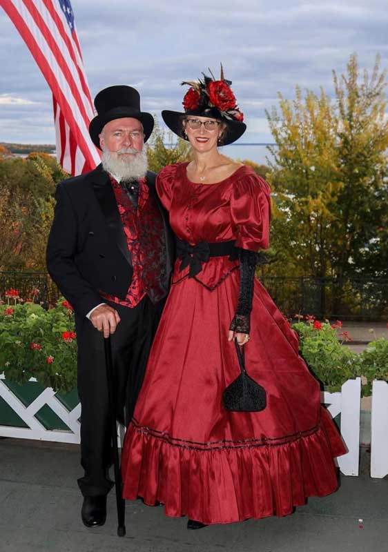 Customer Photos - Grand Outfits